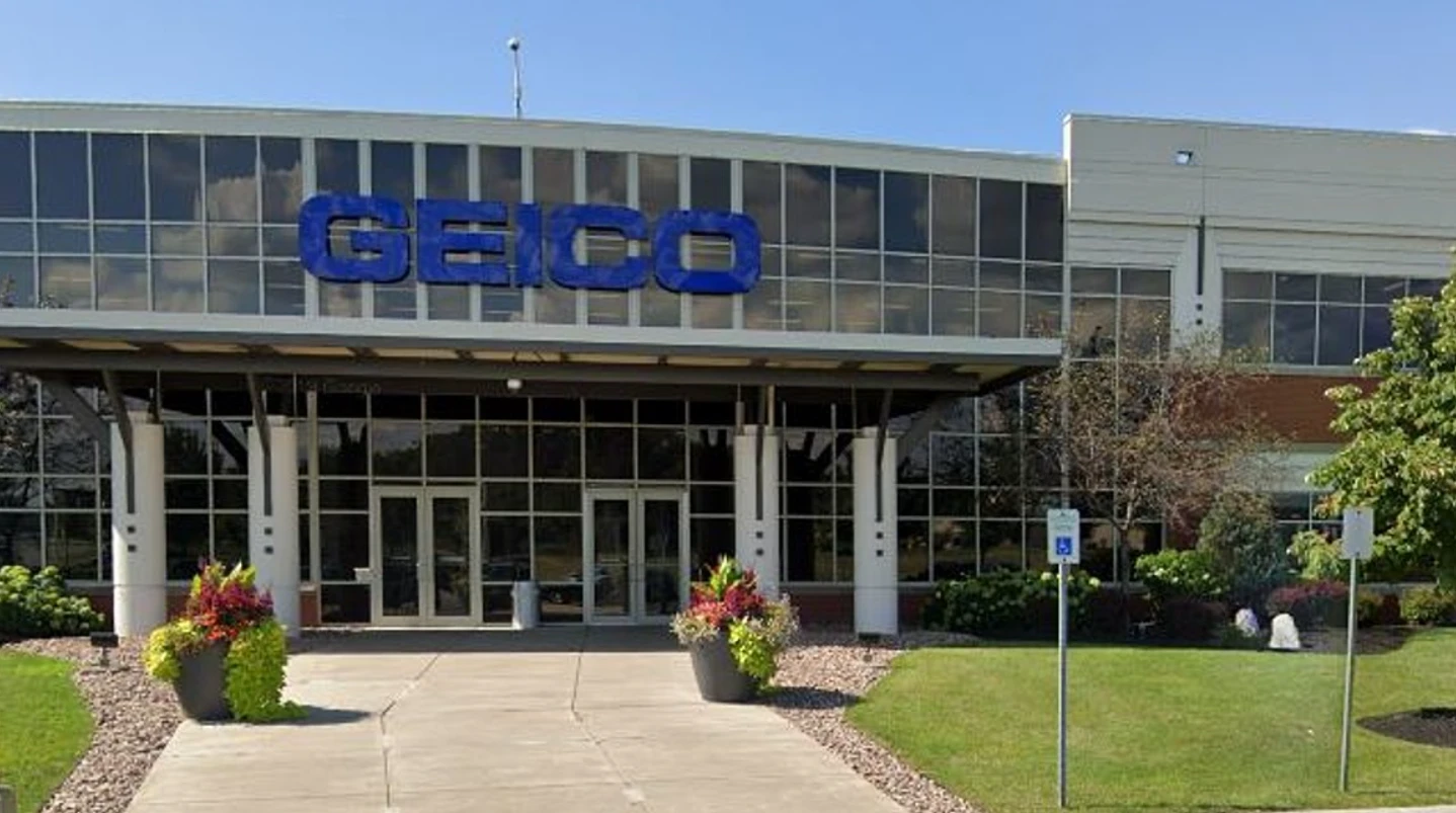 Logos for Brand Finance Insurance 100 2019 - 哔哩哔哩