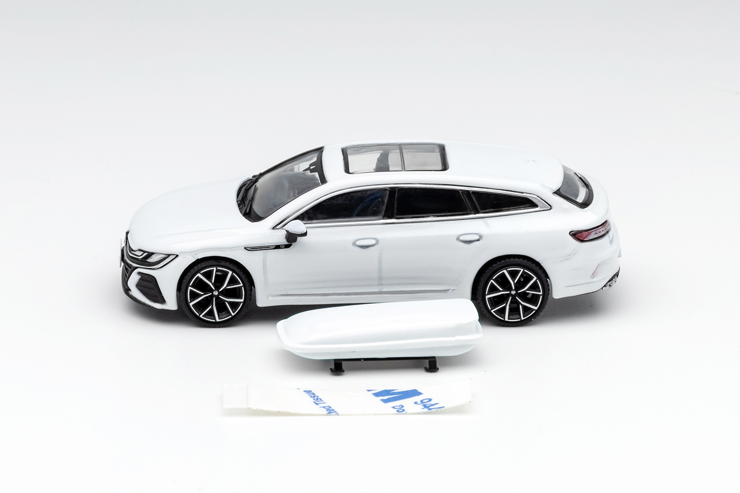 【EZ新品情报】GCD大众Arteon R猎装版酷黑、珍珠白上市 - 哔哩哔哩