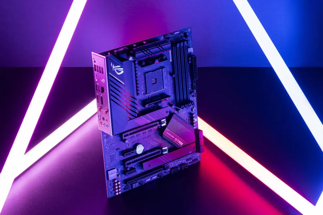 【电脑报评测】堆料堪称旗舰！华硕ROG STRIX B550-XE GAMING WIFI主板 - 哔哩哔哩