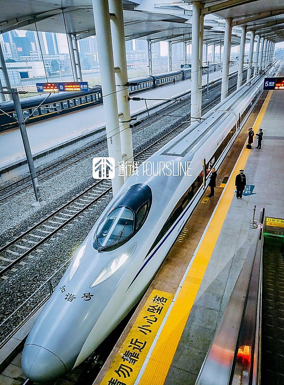 【通行线】CRH380AN上线投运！它背后的故事，是中国高铁的又一个里程碑 - 哔哩哔哩