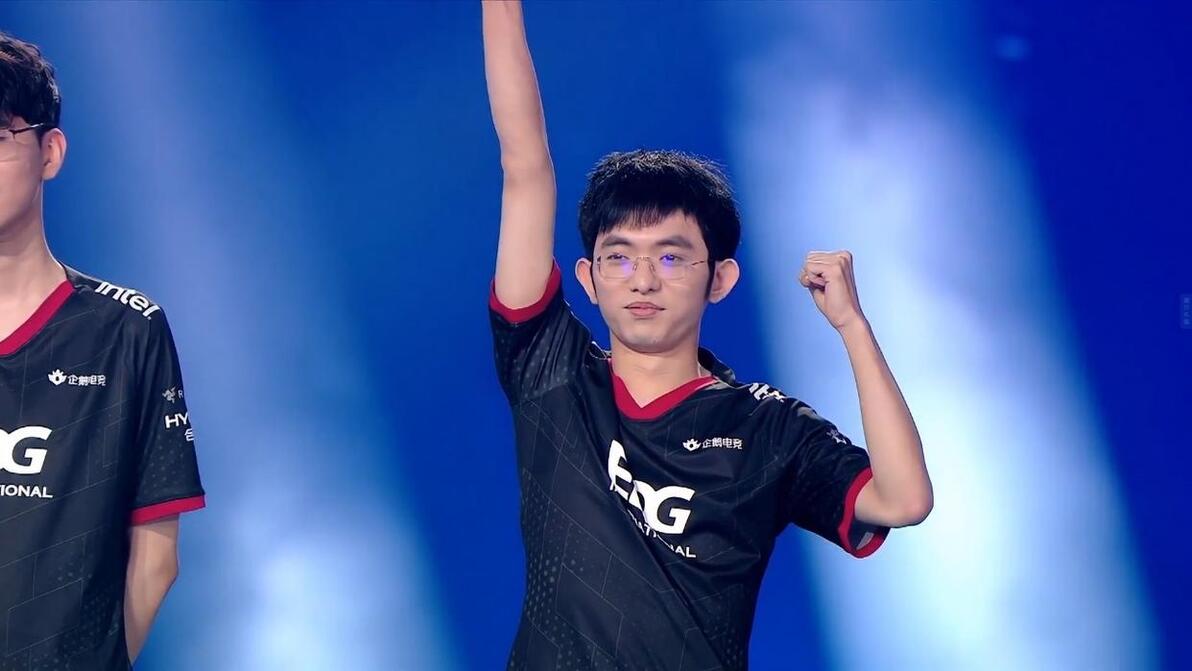 LPL转会期实锤，WE确定更换上单，Biubiu亲口承认：目前已经离队 - 哔哩哔哩