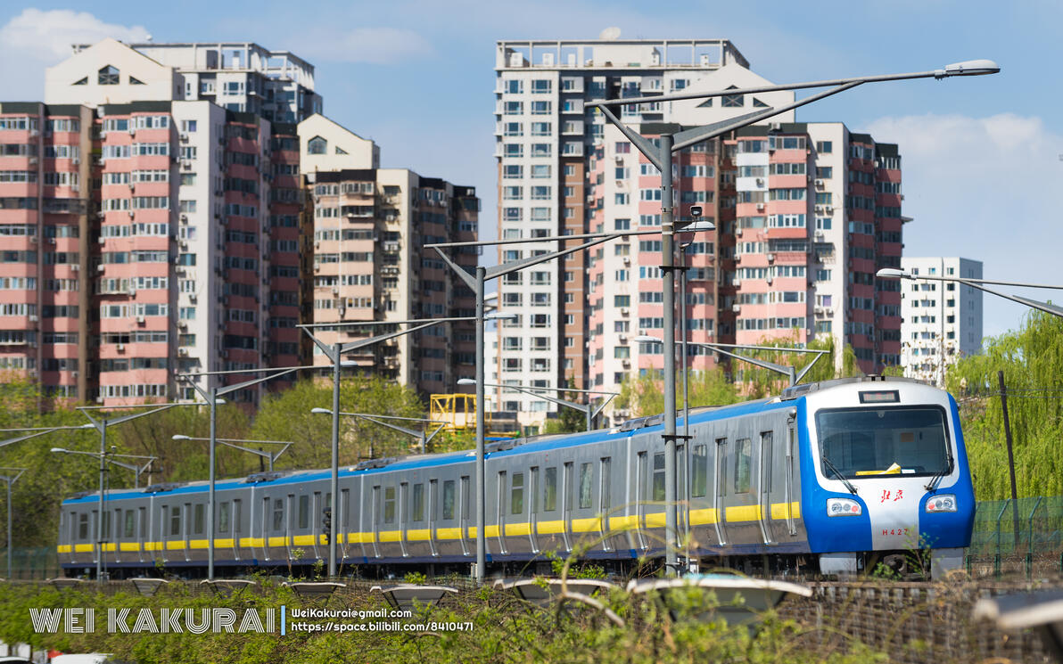 【北京地铁】13号线56组DKZ5/DKZ6型电动客车组(H401~H456)照片全集 - 哔哩哔哩