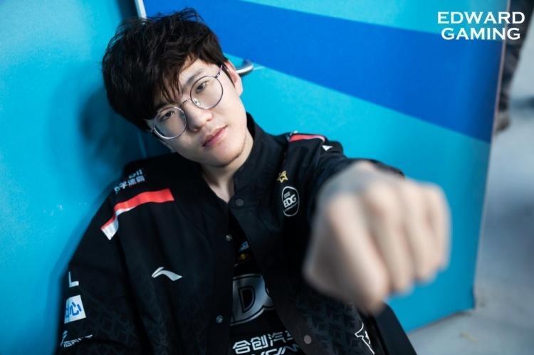 三年考察期已满！EDG官宣人员变动，junjia离队转会至PSG - 哔哩哔哩