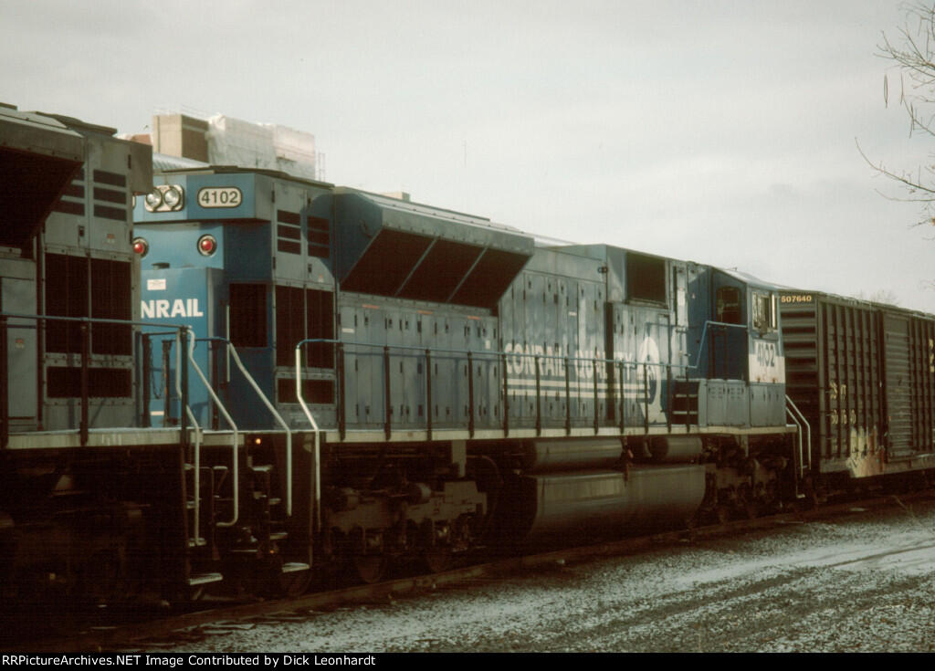 【科普】曾经存在过的六千英制马力——美国联合太平洋铁路SD90(43)AC型内燃机车 - 哔哩哔哩