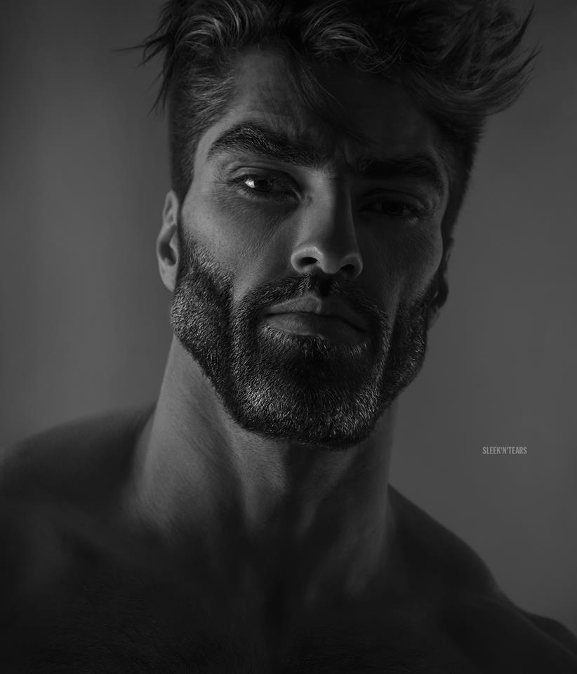 gigachad高清大图（2） - 哔哩哔哩