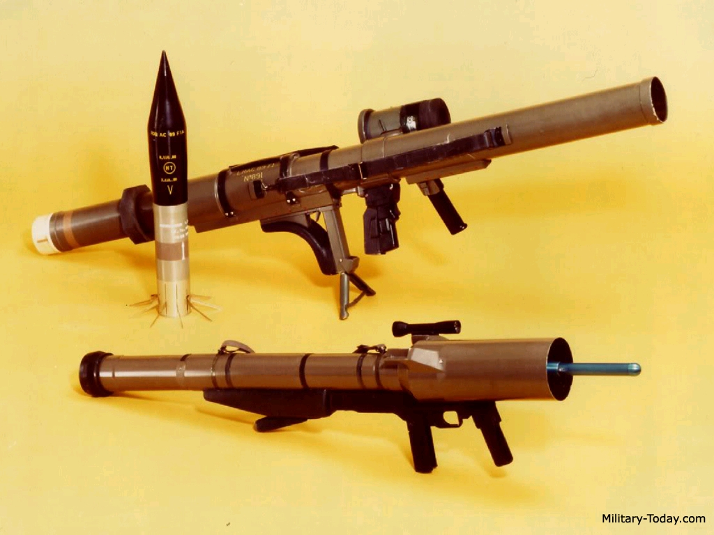 筒子专栏：LRAC F1反坦克火箭发射器 - 哔哩哔哩