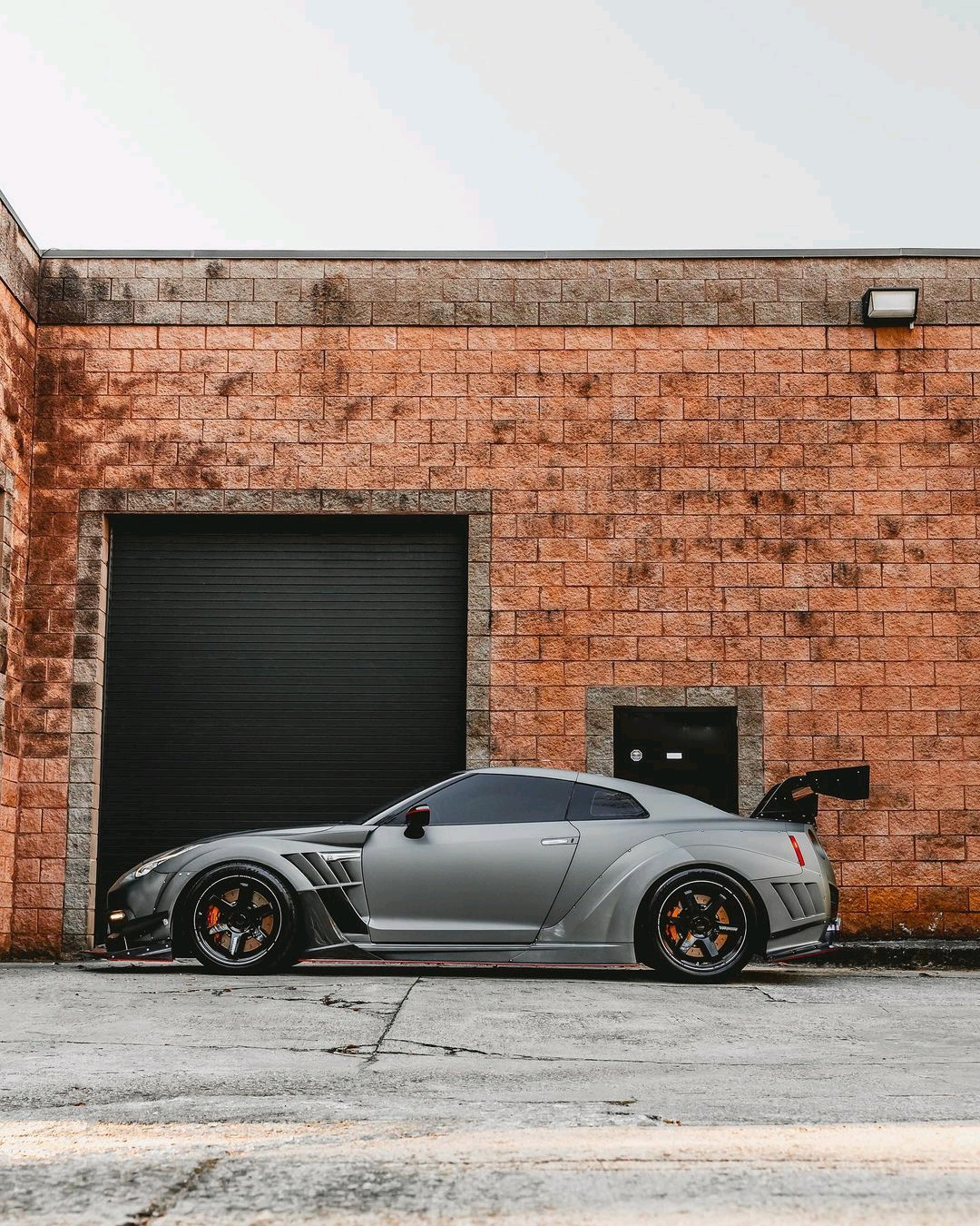 日产GTR，VARIS Kamikaze-R Supersonic Version 2宽体套件 - 哔哩哔哩