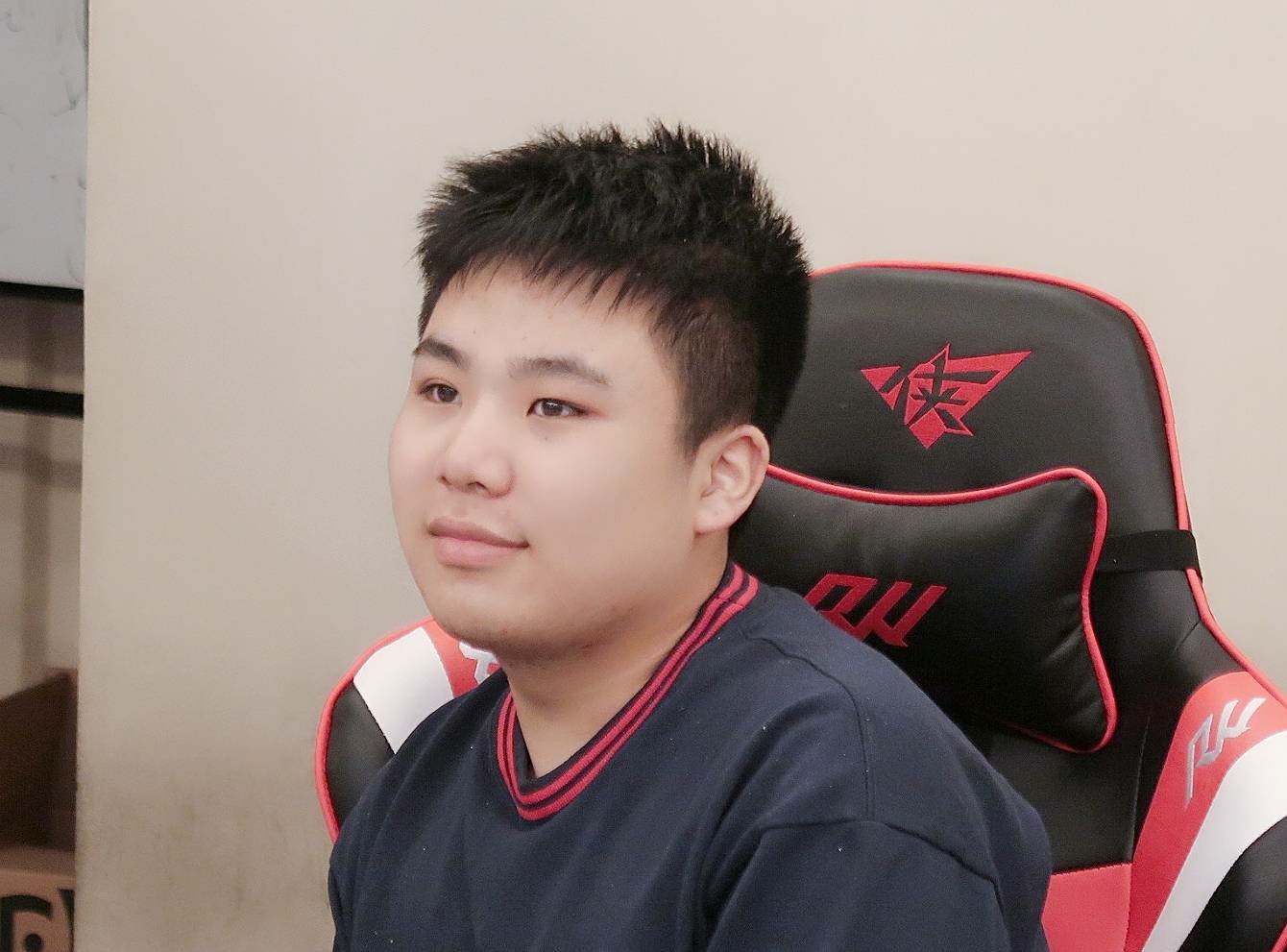 Rw零封XQ，渡难赵云团战“连扎”3波，新人经验不足活活被奶死 - 哔哩哔哩