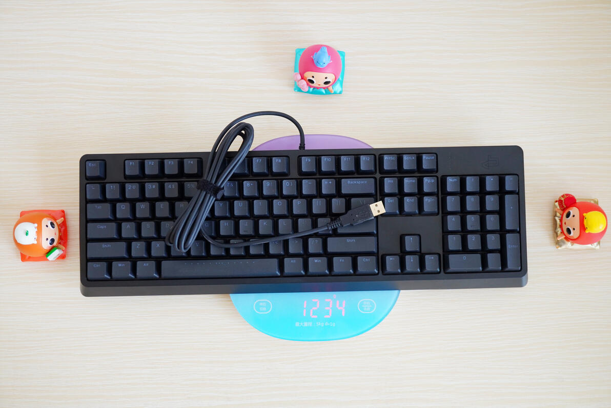 带调色盘的灯光盛宴——ikbc R410 RGB银轴机械键盘使用分享 - 哔哩哔哩