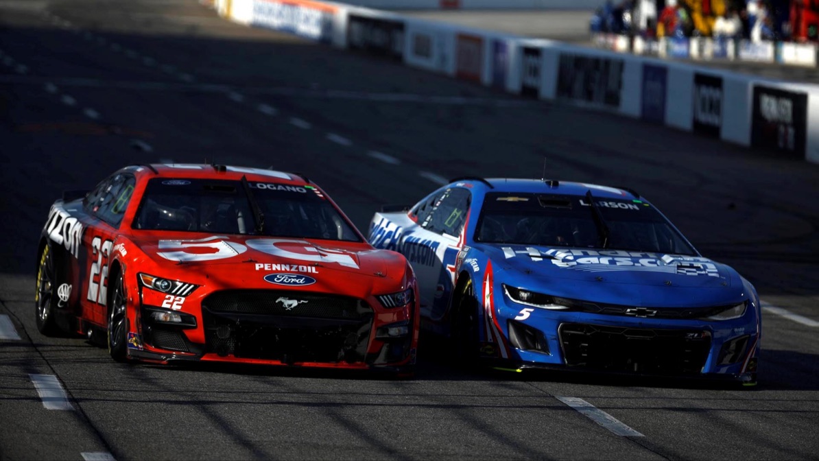 [NASCAR]时隔39年的这场胜利，对这支车队来说意义非凡 - 哔哩哔哩