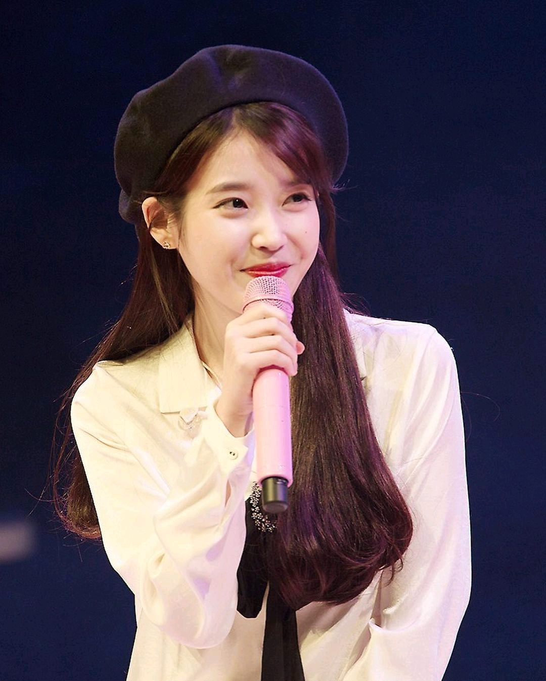 【iu】图片、头像、壁纸（33） - 哔哩哔哩