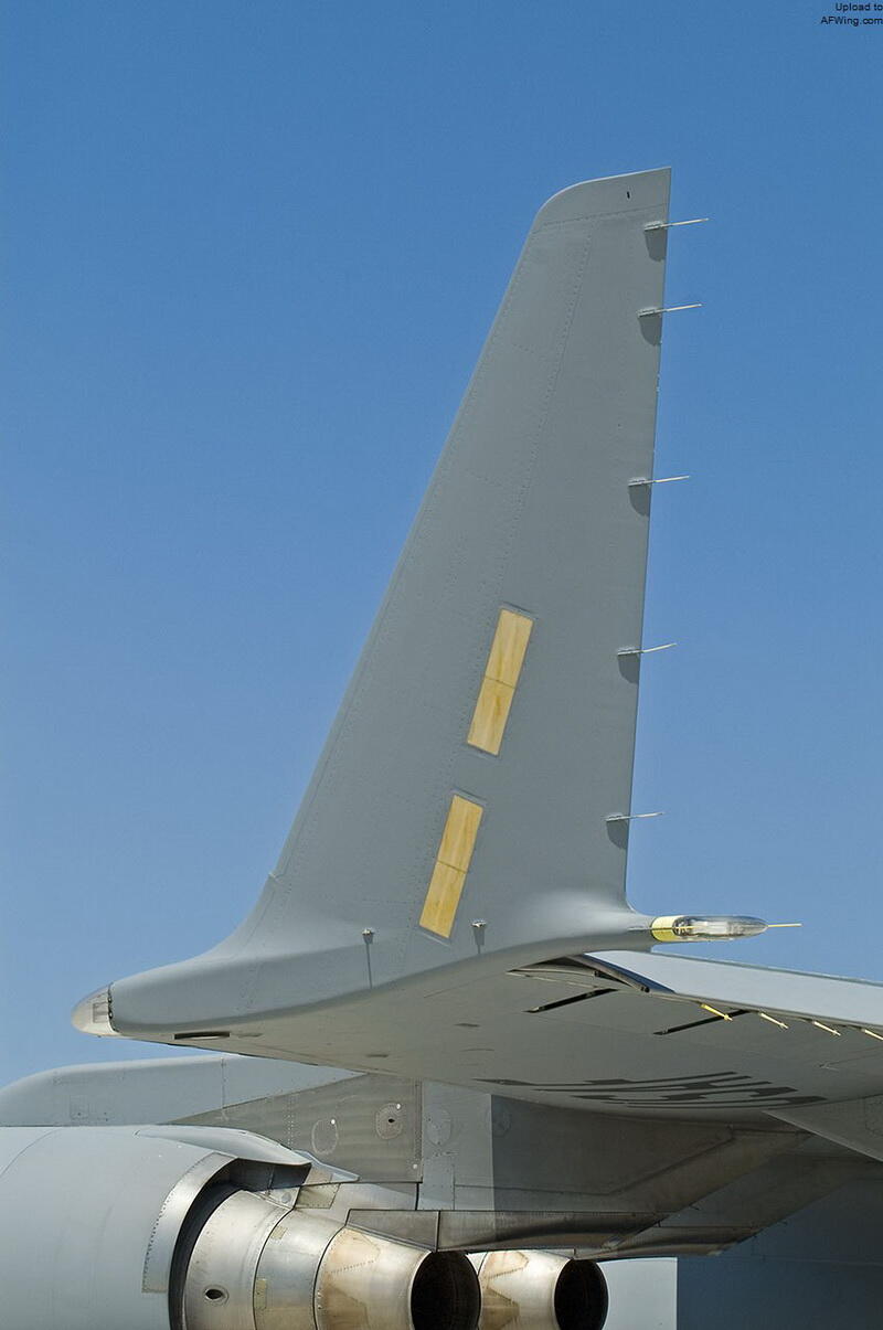 历经波折终成正果——C-17“环球霸王”运输机发展回顾（下） - 哔哩哔哩