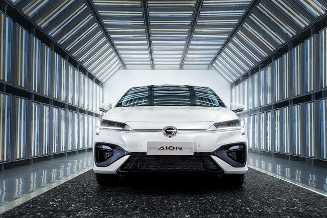 13.98万起=全景天窗=三电终身质保=续航460km起 - 哔哩哔哩