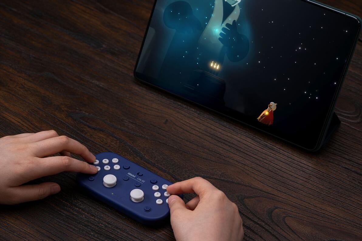 因爱有你：八位堂（8BitDo）发布Lite SE、Lite 2新品 - 哔哩哔哩