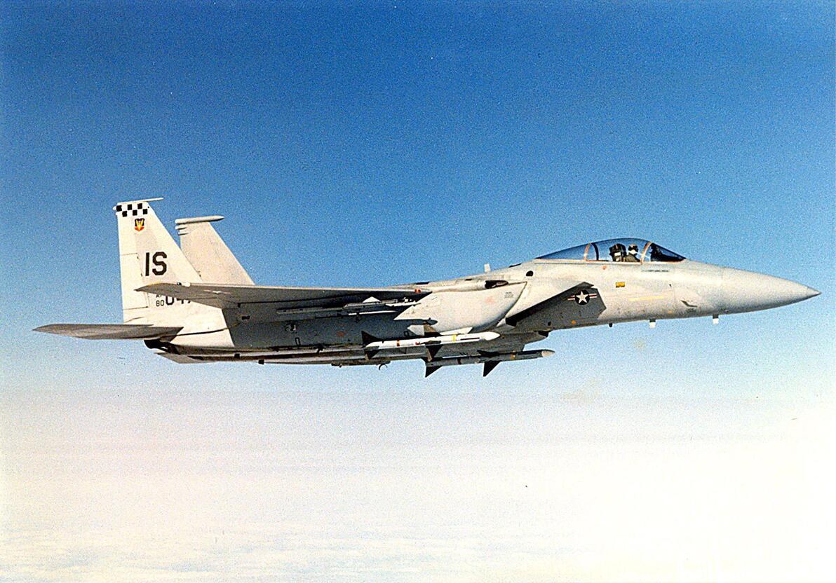 F-15的几种不常见的挂载方案 - 哔哩哔哩