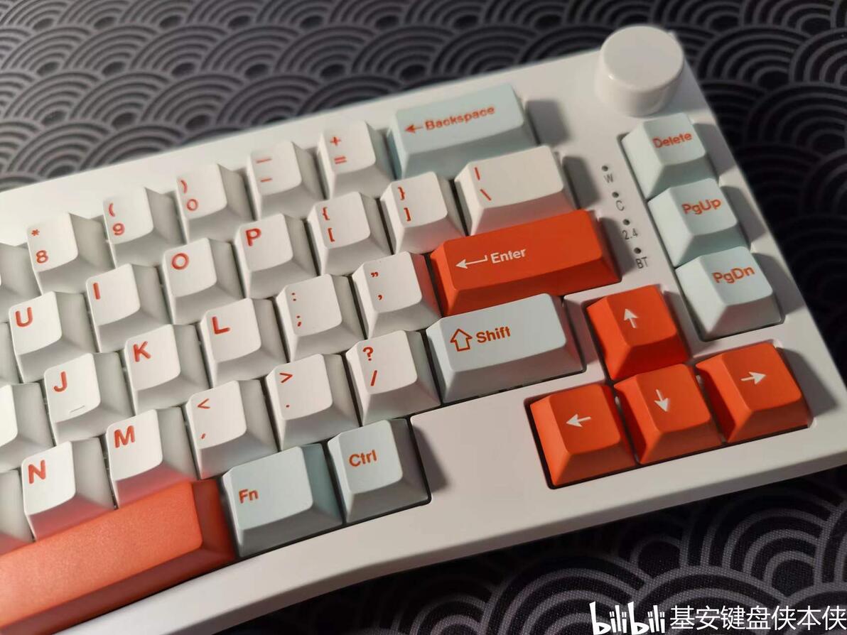 最美、最细节的Alice？配置拉满的Alice？ FEKER Alice80测评 - 哔哩哔哩