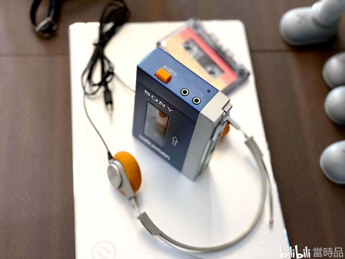 WALKMAN都市传说！世界第一台索尼随身听 SONY TPS-L2 - 哔哩哔哩