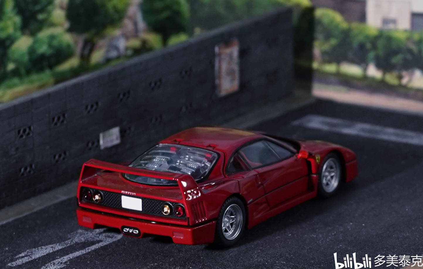 TLV 法拉利F40 （红） - 哔哩哔哩