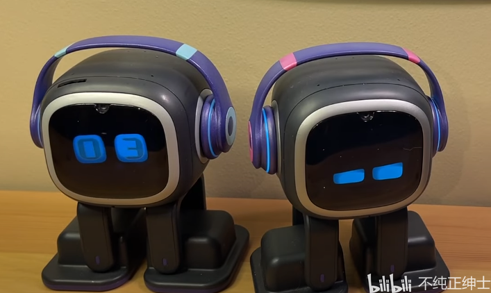 EMO智能桌面宠物机器人，对比Vector机器人全方位详细评测！ - 哔哩哔哩