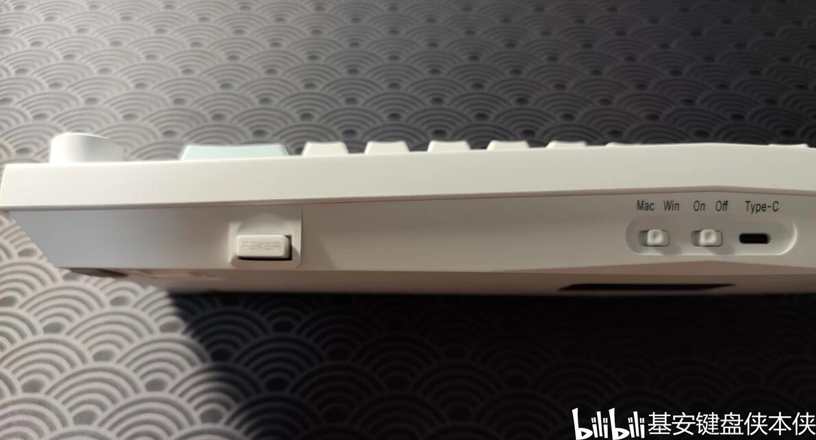 最美、最细节的Alice？配置拉满的Alice？ FEKER Alice80测评 - 哔哩哔哩