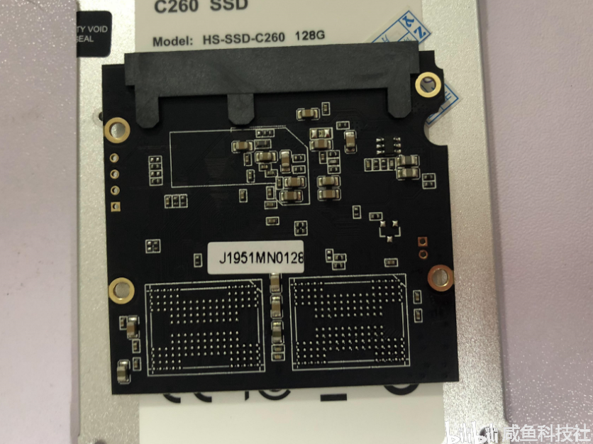 海康威视C260固态硬盘快速开箱拆解测评 - 哔哩哔哩