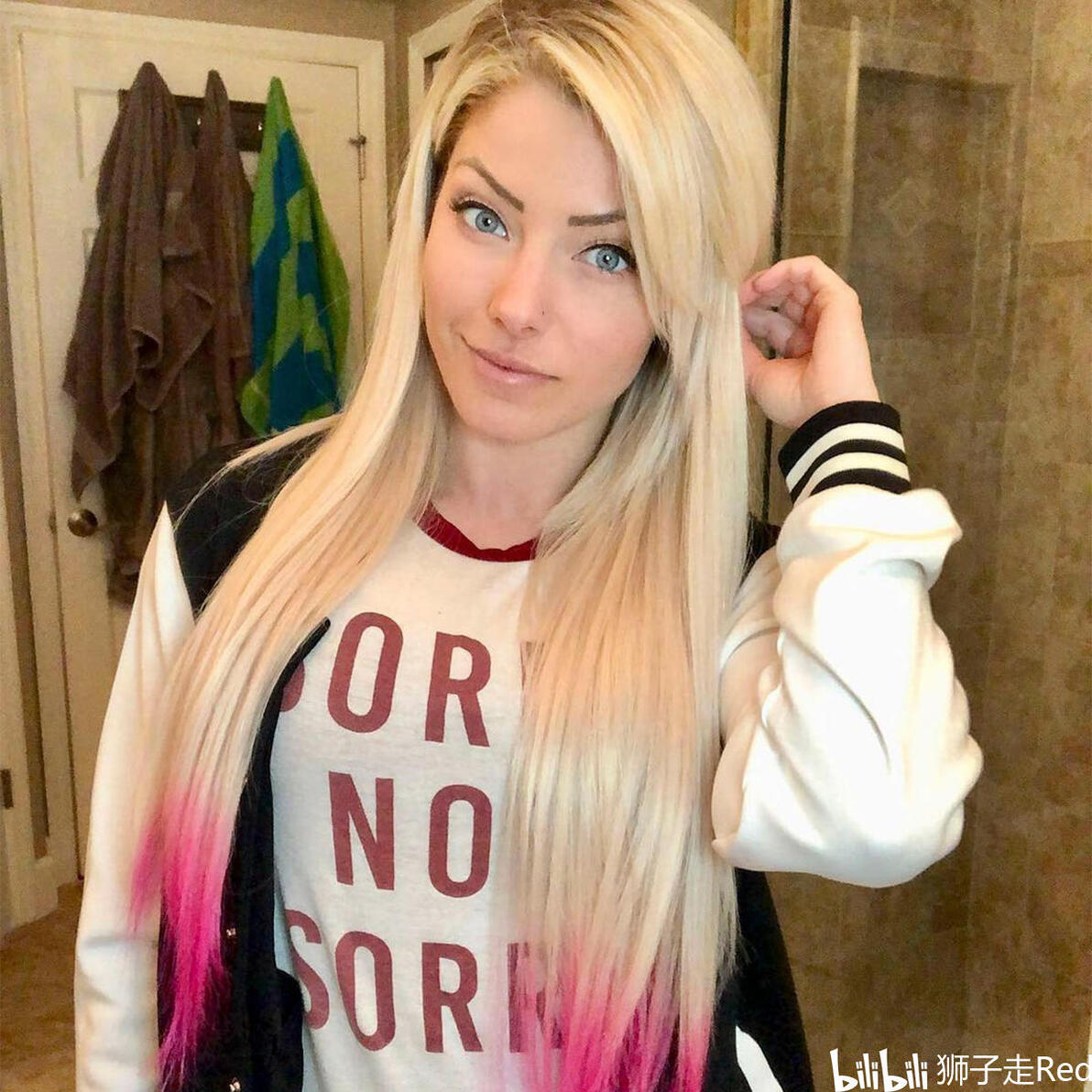 WWE小魔女Alexa Bliss阿莱萨布里斯人物介绍及精选照片集 - 哔哩哔哩