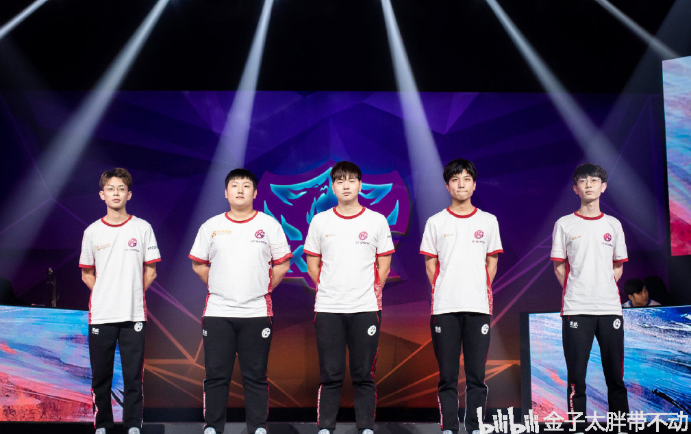 GK战队零封RNGM，RNGM首发阵容调整惹争议，一手好牌打的稀巴烂？ - 哔哩哔哩