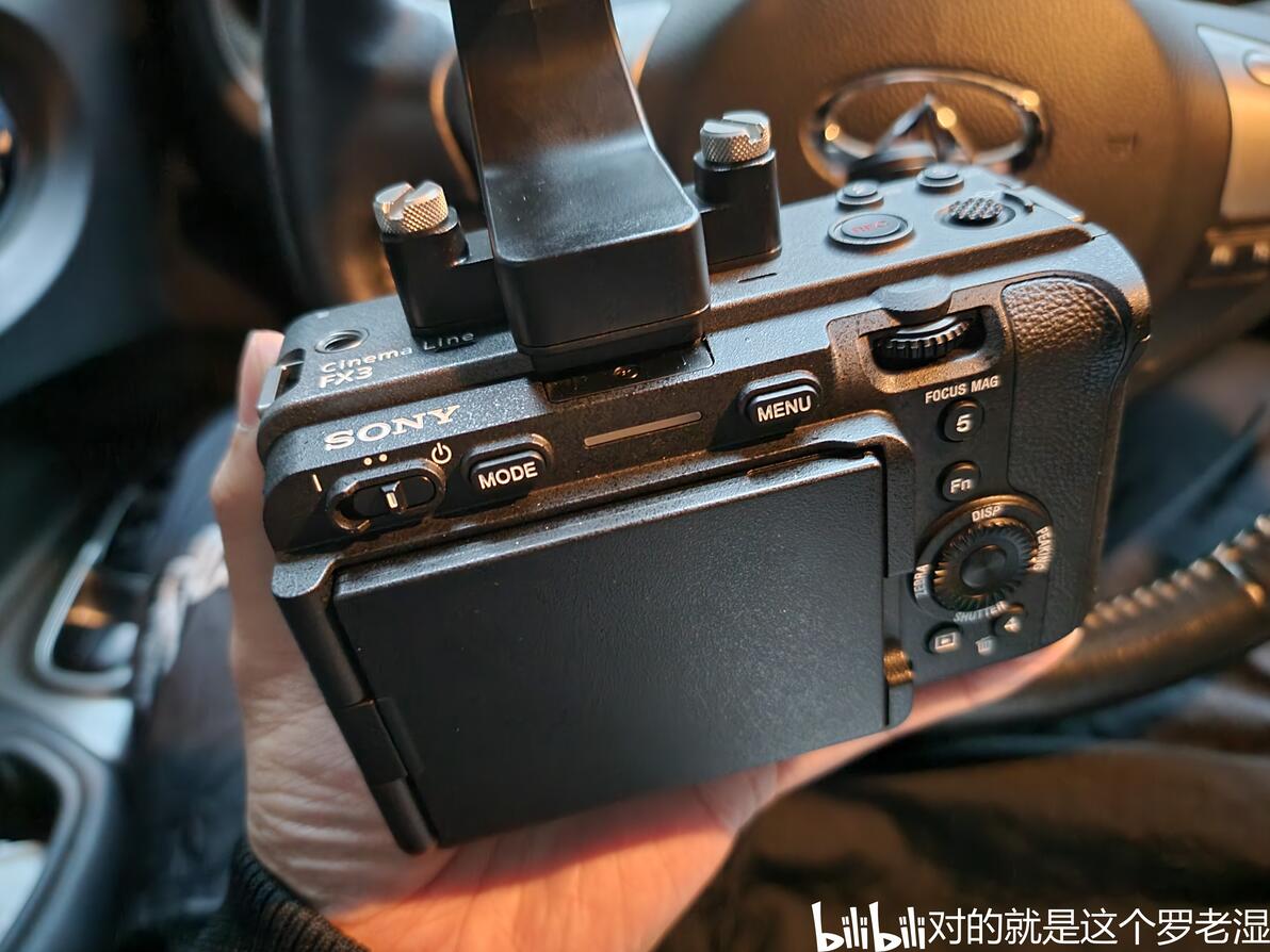SONY FX3 和A7S3 价格差8000 块的区别在哪？ - 哔哩哔哩