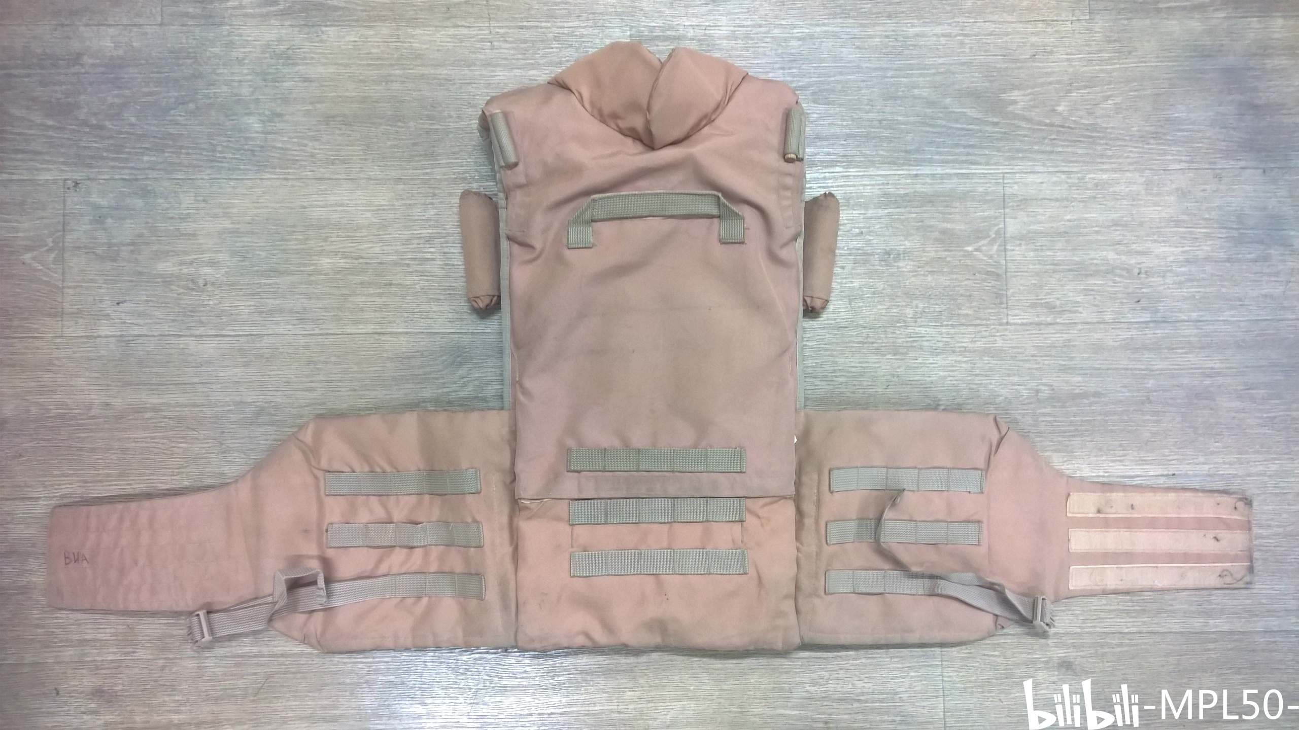 俄罗斯6b45防弹背心 - 哔哩哔哩