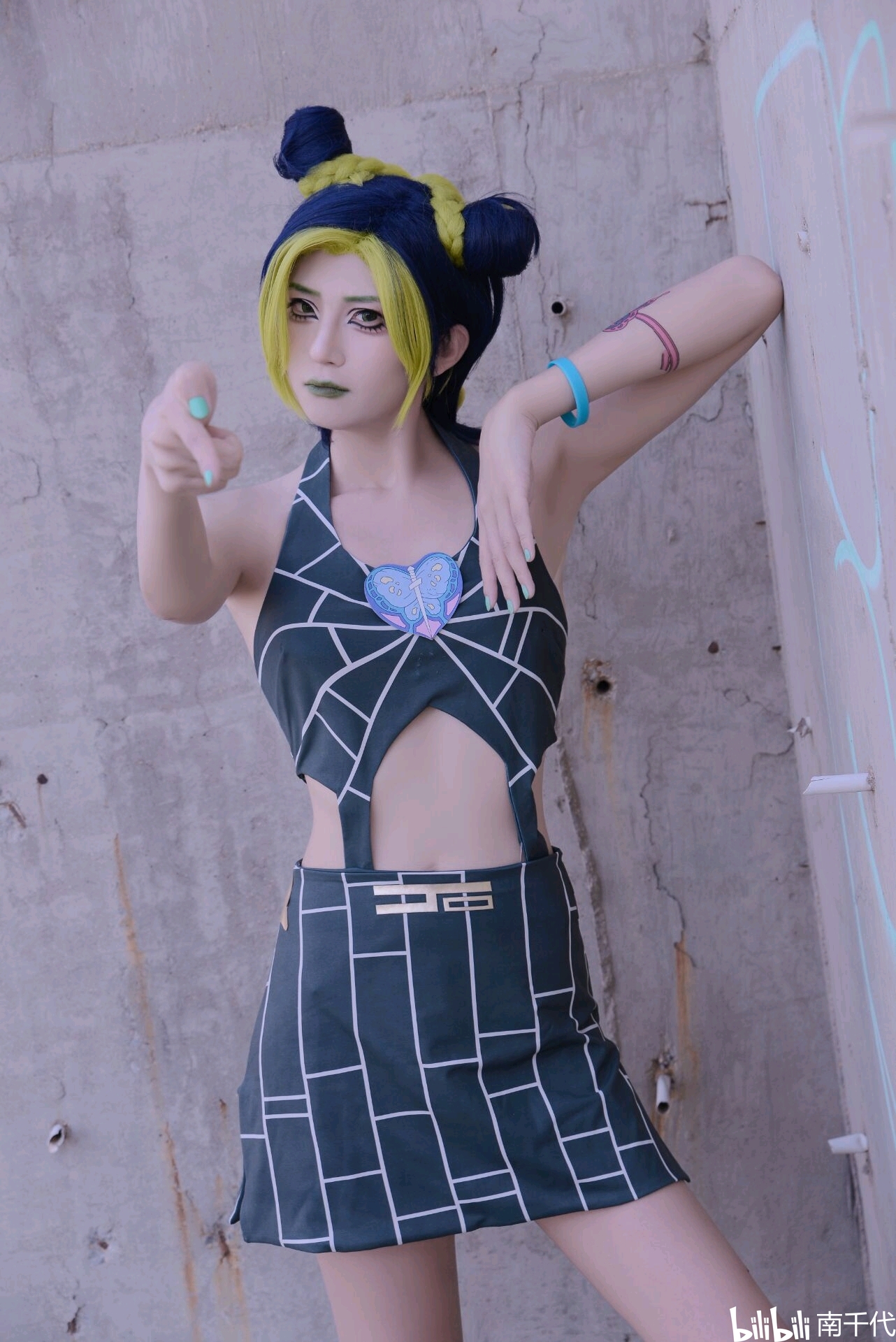 【COS】《JOJO的奇妙冒险》空条徐伦 - 哔哩哔哩