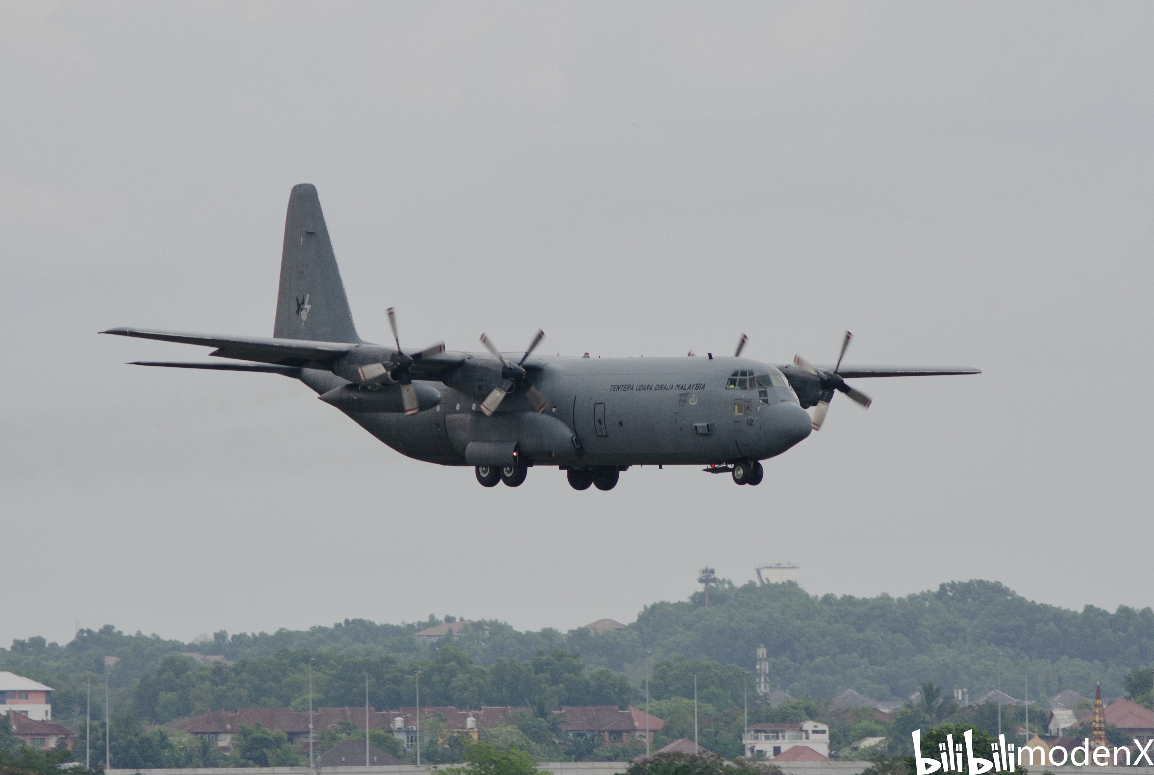 马来西亚皇家空军C-130H-30 - 哔哩哔哩