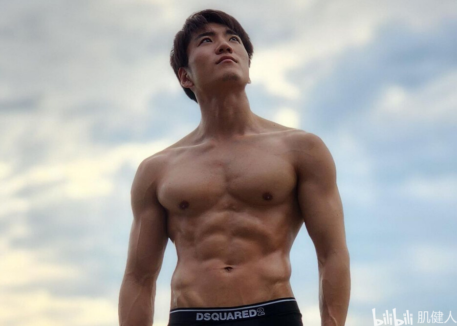 肌肉红人 成宮仁 - 哔哩哔哩