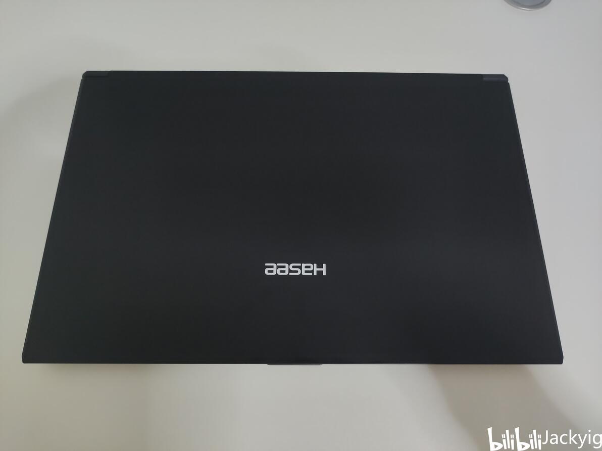 【使用体验】神舟战神G8-DA7NP，17.3寸/2615克下的有得必有失。 - 哔哩哔哩