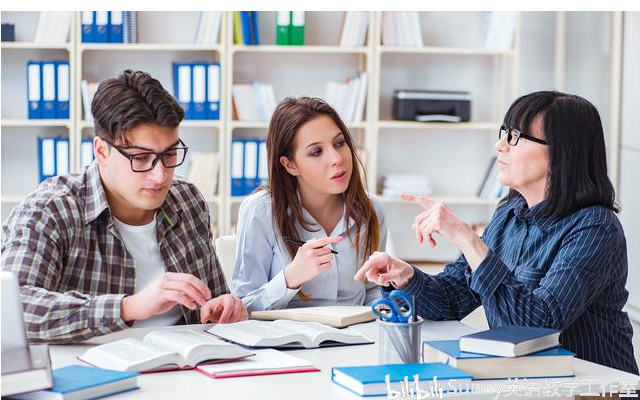 Media, Medium, and Mediums-易混淆的英语词汇辨析4 - 哔哩哔哩