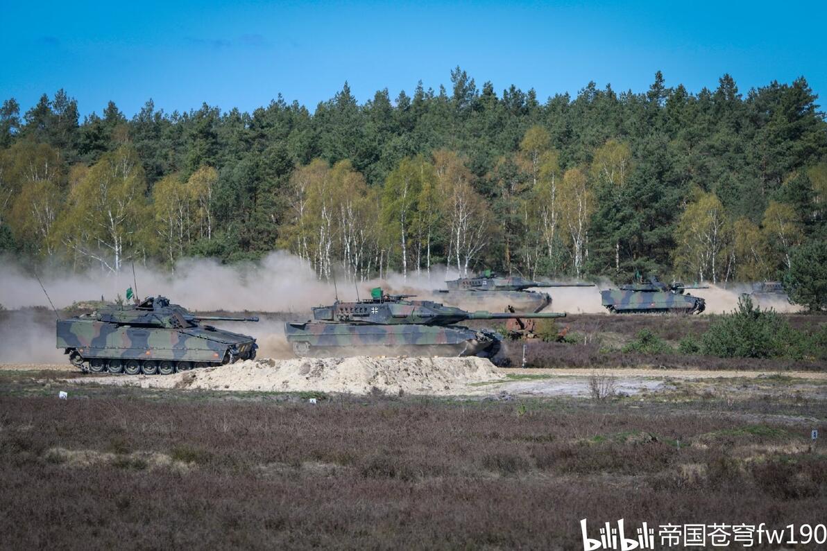 埋头还是扩膛？浅谈未来步战车机炮之路（上） - 哔哩哔哩