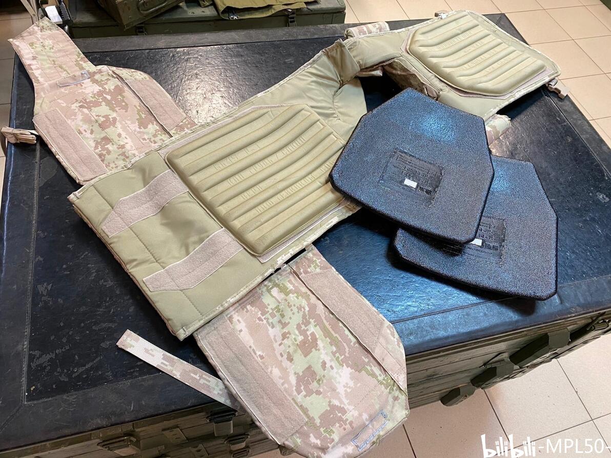 俄罗斯6b45防弹背心 - 哔哩哔哩