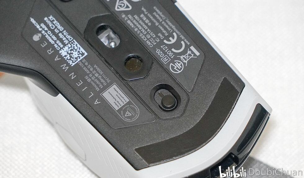 玩票还是玩真的？350小时持久续航 Alienware AW610M无线鼠标 - 哔哩哔哩