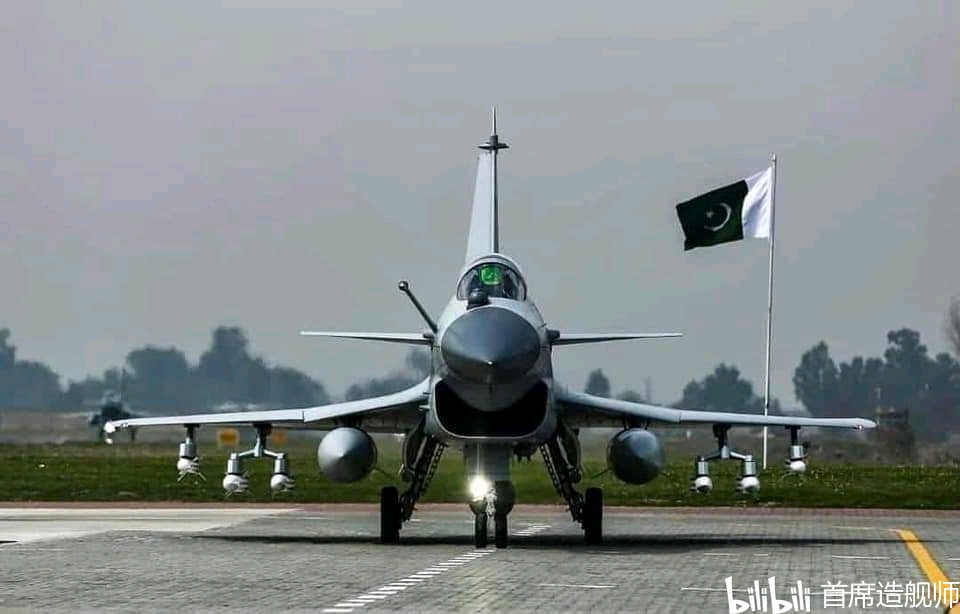 短文：巴基斯坦或将再采购54架歼-10CE - 哔哩哔哩