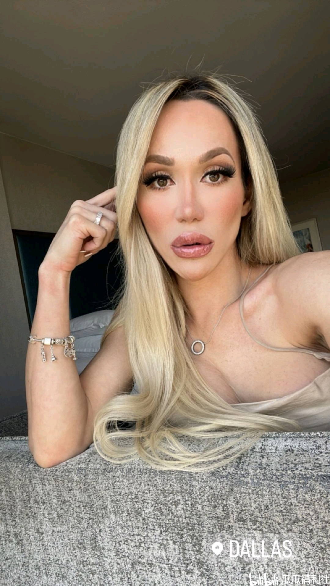 Anahi Altuzar - 哔哩哔哩