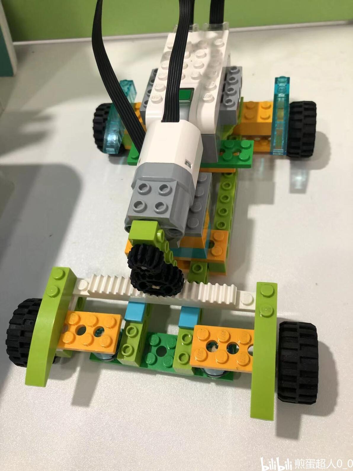 WEDO2.0转向小车（搭建图） - 哔哩哔哩