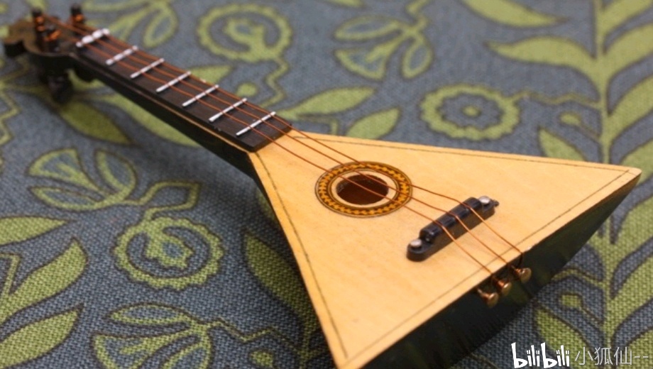 The Balalaika 来源: 2020年浙江温州中考 — 阅读理解B篇 - 哔哩哔哩