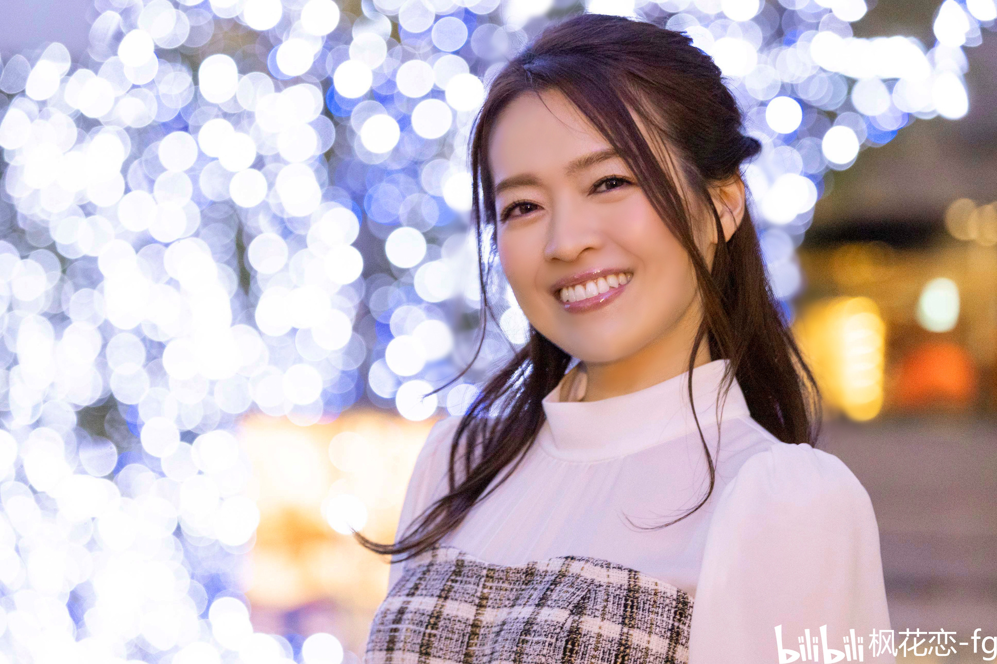【每日观优】藤かんな（藤佳奈）拥有极品身材纤细腰身以及竹签般的大腿的芭蕾舞老师 哔哩哔哩 