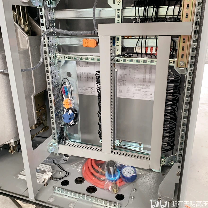 3AP1-FG/3150A-40kA 145kA断路器 - 哔哩哔哩