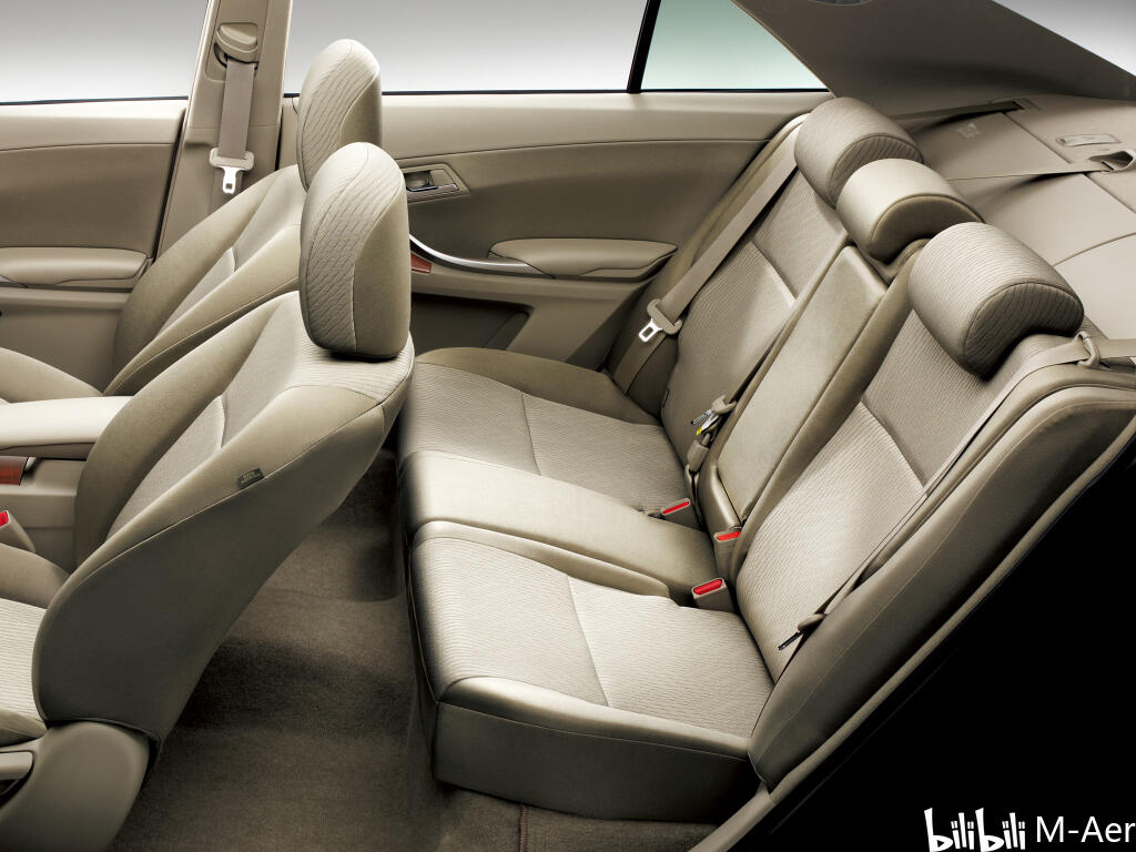 这是啥车系列3——丰田Premio T260/265 - 哔哩哔哩