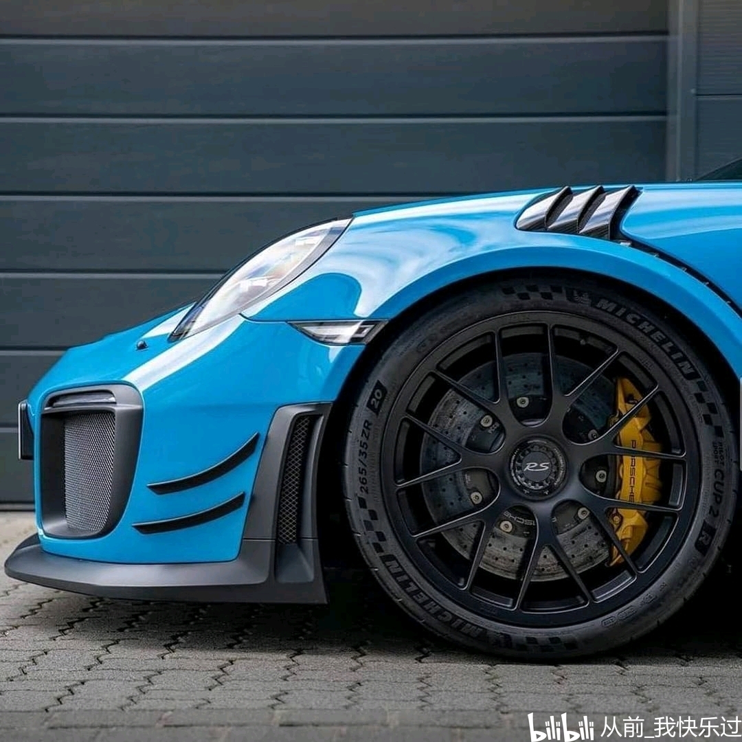 GT2RS - 哔哩哔哩