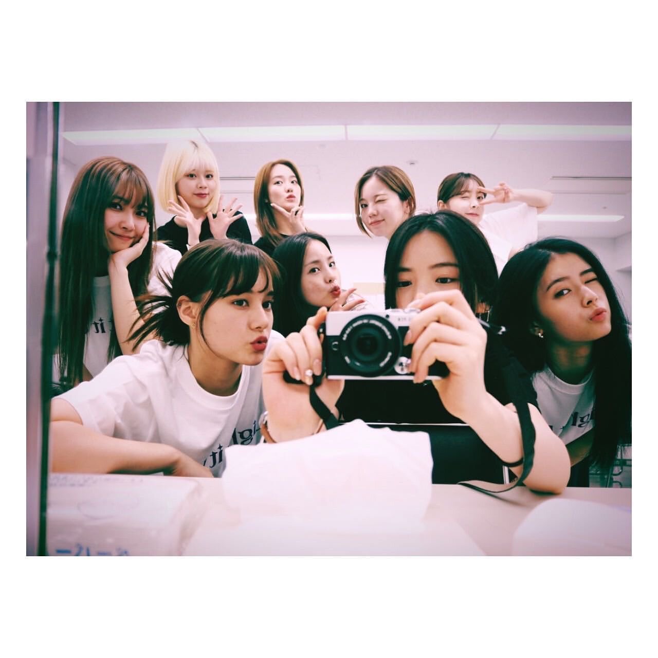 220817 | MAYA Instagram Update - 哔哩哔哩