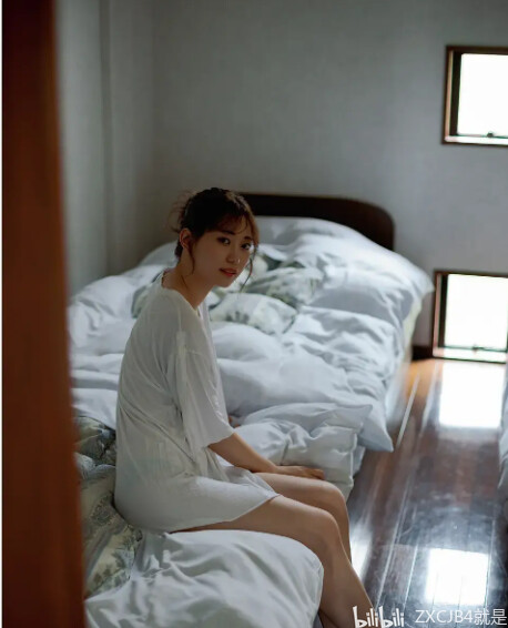 女星优选14：美谷朱里（Mitani Akari）作品电影最新写真中文简介 - 哔哩哔哩