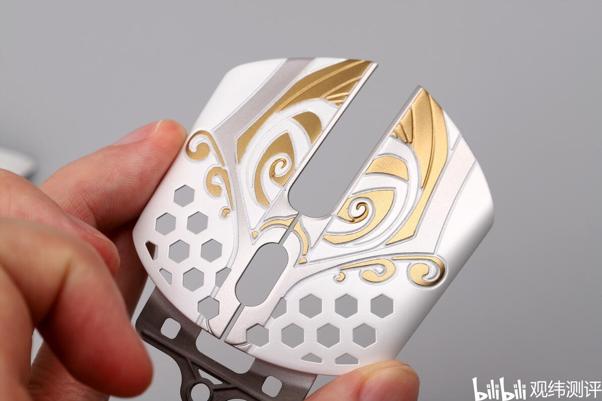 《图解装备54》终极鼠标的含金量，拆解Finalmouse Starlight-12 Zeus - 哔哩哔哩