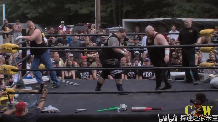 硬核摔角-血腥残忍暴力联盟CZW简介 - 哔哩哔哩