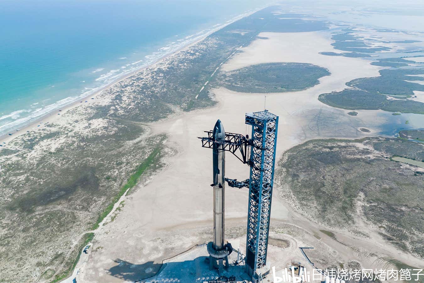 马斯克spacex星舰升空后爆炸,放了一朵价值30亿美元的烟花。 哔哩哔哩